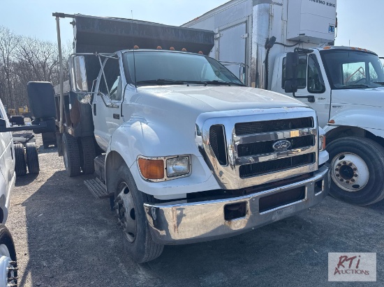 2005 Ford F-650 Super Duty, 10ft steel dump, coal chute, automatic ...
