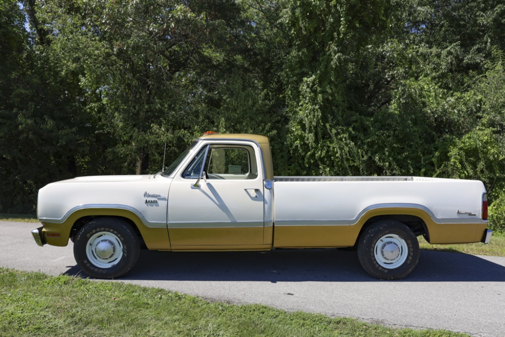 1972 Dodge D100