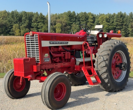 1969 International Harvester Farmall 856 | Farm Equipment & Machinery ...