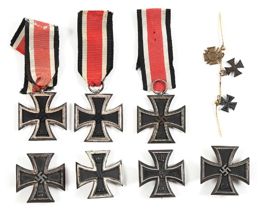 LOT OF GERMAN WWI AND WWII IRON CROSSES. | Guns & Military Artifacts ...