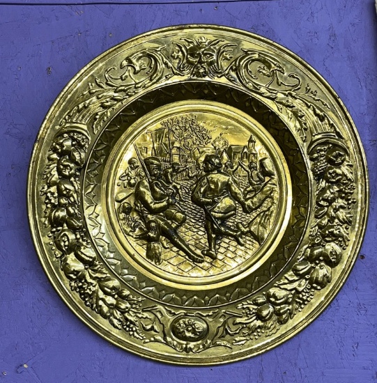 22" SOLID BRASS ORNATE PLAQUE MEN WITH SWORDS | Online Auctions | Proxibid
