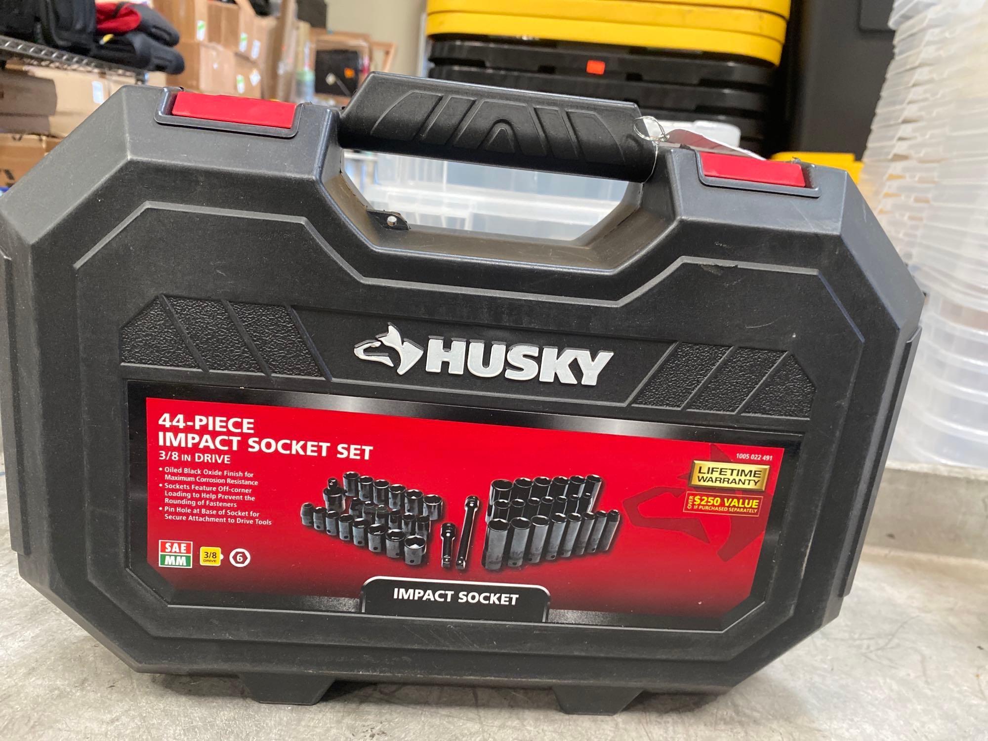 HUSKY 44-Piece Impact Socket Set | Proxibid