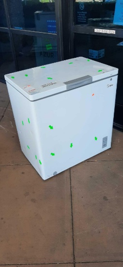 Midea 7.0 Cu. Ft. Convertible Chest Freezer with LED interior light ...