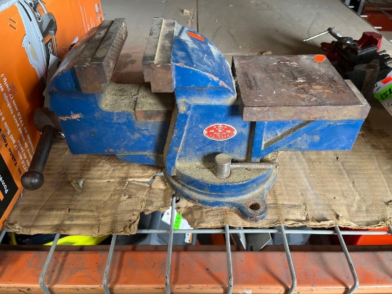 125mm Bench Vice | Online Auctions | Proxibid