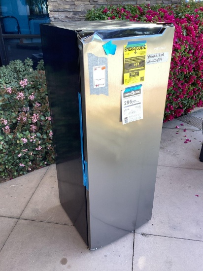 Insignia 7 Cu. Ft. Garage Ready Upright Convertible Freezer | Computers ...