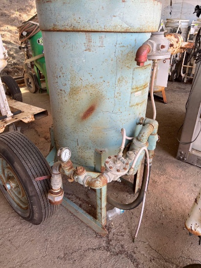 Large Blaster on Wheels | Online Auctions | Proxibid