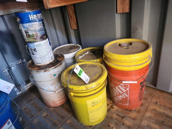 Lot Of Assorted Buckets | Online Auctions | Proxibid