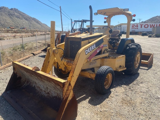 John Deere 210LE Skip Loader | Heavy Construction Equipment Loaders ...
