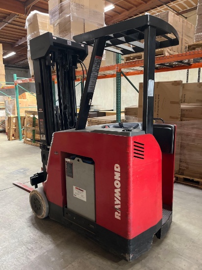 Raymond R40 Electric Forklift | Online Auctions | Proxibid