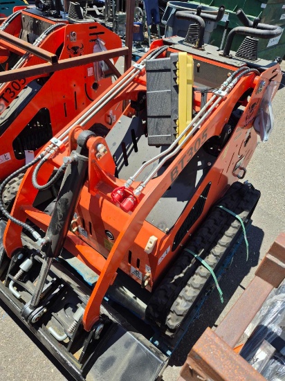Bison Tek BT305 Skid Steer Loader | Heavy Construction Equipment Skid ...