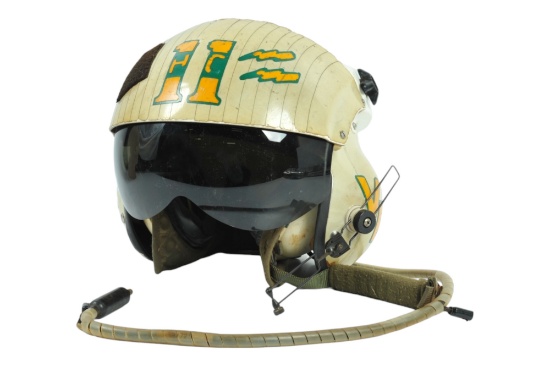 US Military Vietnam War era HC-11 Helicopter Flight Helmet (KDW) | Guns ...
