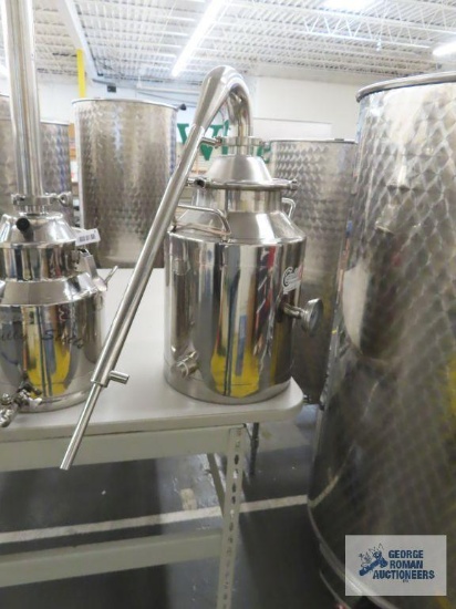 Stainless steel still,5 gallon | Online Auctions | Proxibid