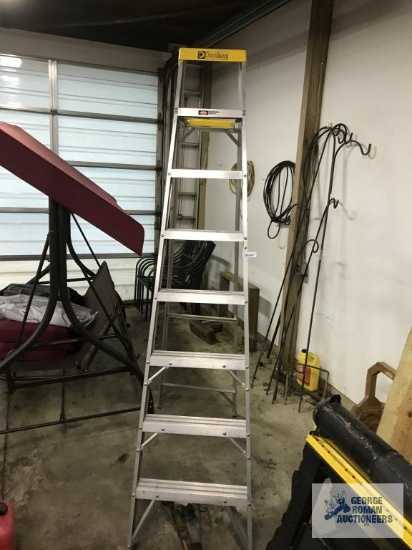 Davidson aluminum 8-ft step ladder | Heavy Construction Equipment Light ...