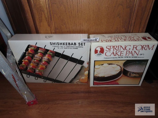 9 inch spring form cake pan and shishkebab set | Online Auctions | Proxibid