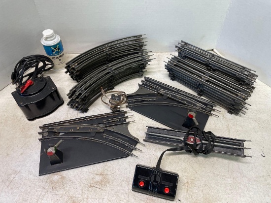 Lionel Transformer, Train Track w/ Track Splitters | Art, Antiques ...