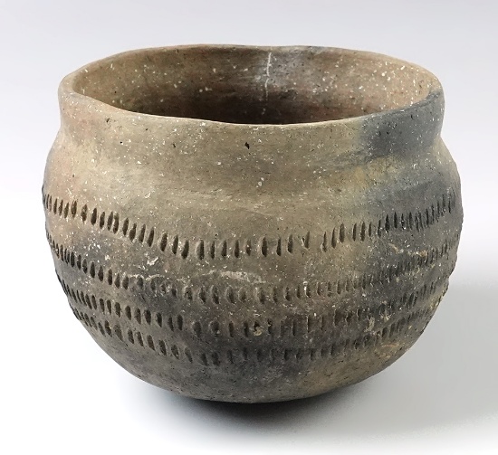 4 1/8" wide by 3" tall ancient Mississippian Shell tempered Clay Jar ...