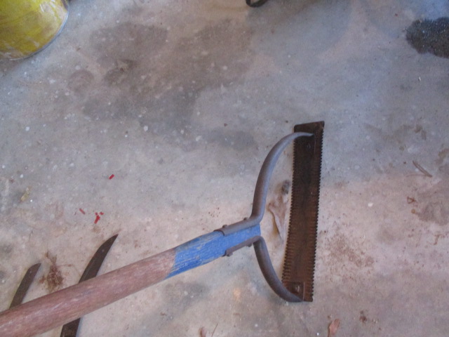 Vintage Sling Blade Tool