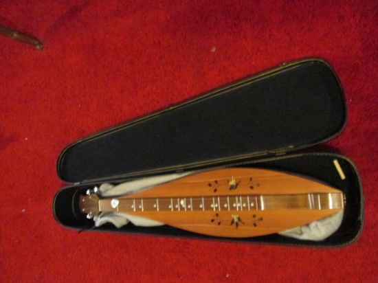 Vintage Handmade Dulcimer with Case | Online Auctions | Proxibid