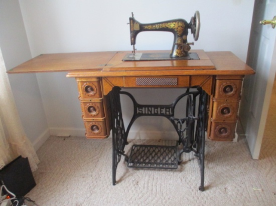 Antique Singer Treadle Sewing Machine in Tiger Oak Cabinet | Art ...