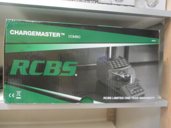 New Old Stock RCBS ChargeMaster Combo Electronic Powder Measure ...