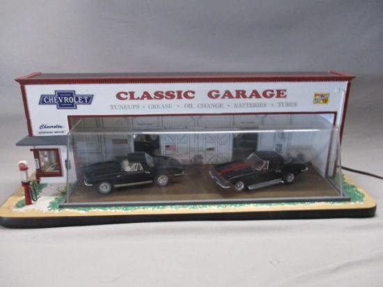 1990's Vess Collectibles Classic Garage w/2 Cars Display 24" x 8 ...