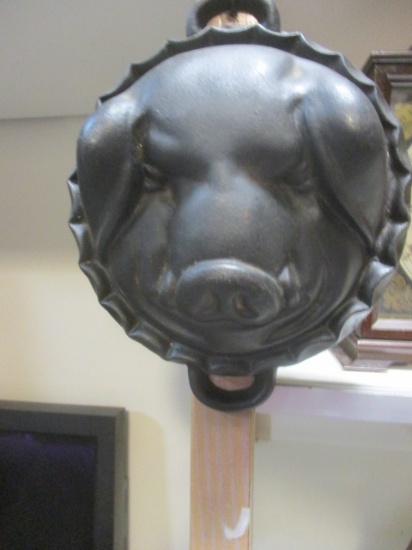 Vintage Cast Iron Pig Head Mold Baking Pan. | Online Auctions | Proxibid