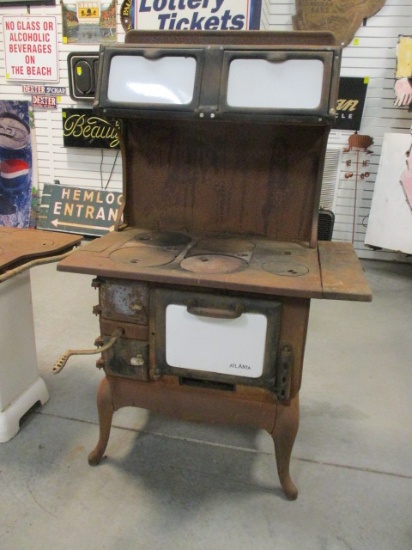 Antique Atlanta Stove Works Cast Iron Cookstove | Online Auctions ...