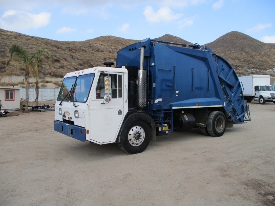 2001 CCC S/A Trash Truck, | Commercial Trucks Specialty Trucks | Online ...