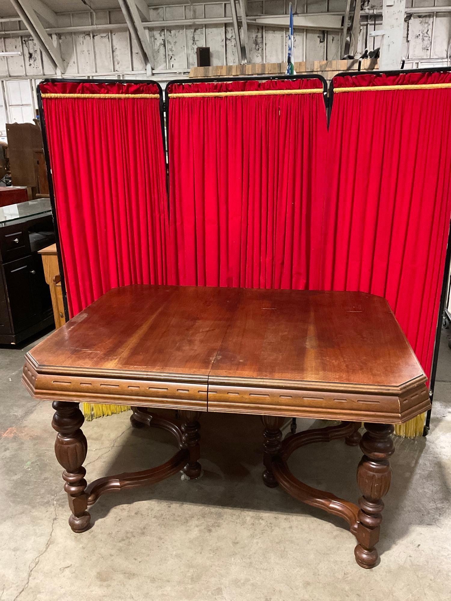 Antique Split Base Americana Wooden Dining Table | Proxibid