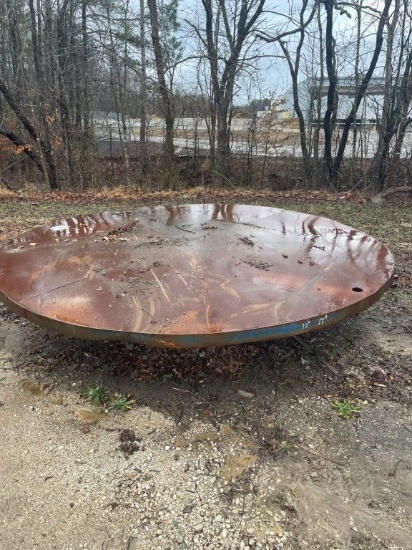 10 Foot Round Sorting Table 1/2hp Motor (Located at 700 Industrial Park ...