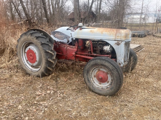 Ford 2N tractor, three-point w/PTO | Online Auctions | Proxibid
