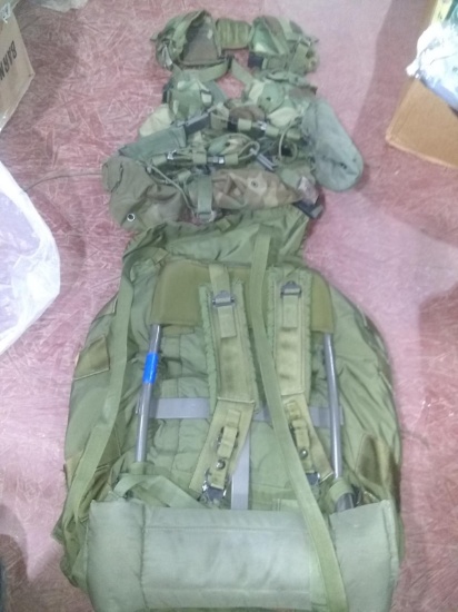 BL-Collection Military Backpack and Vest | Online Auctions | Proxibid