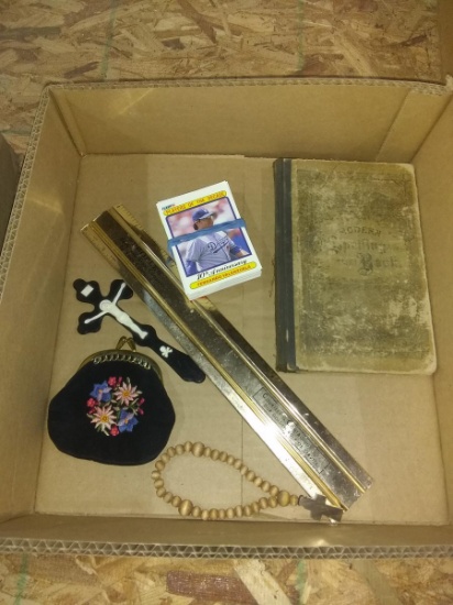 BL-Baseball Cards, Vintage Spelling Book, Change Purse | Online ...