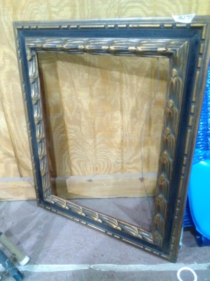 BL-Carved Wooden Frame | Online Auctions | Proxibid