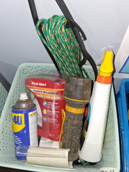 Rope, Flashlight, Smoke Alarm in Plastic Tote | Online Auctions | Proxibid