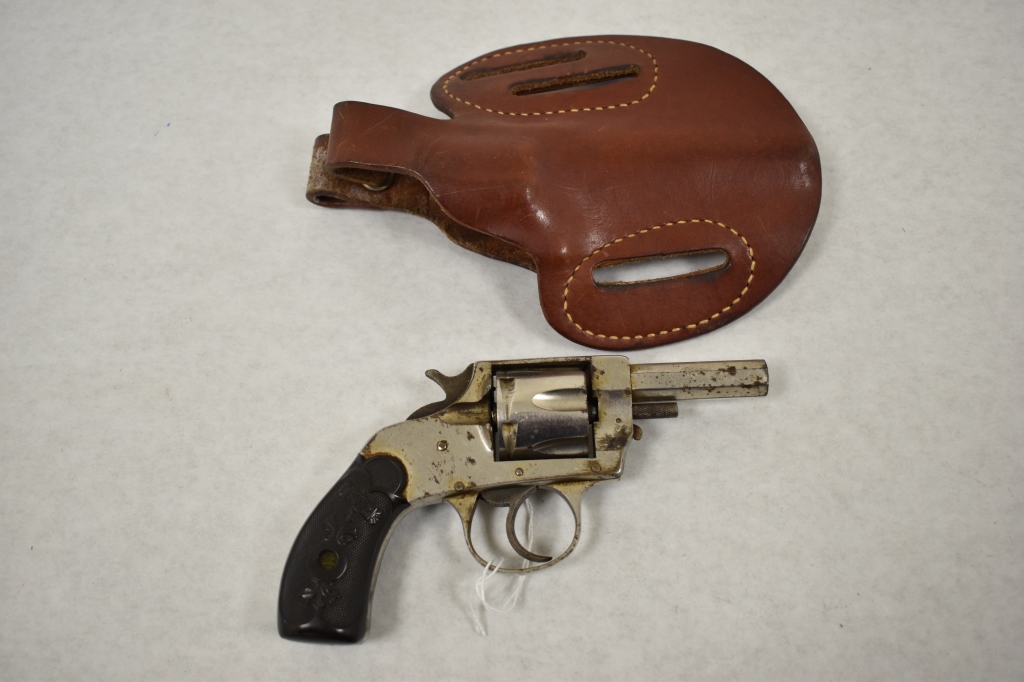 Gun. Forehand Model DA 32 cal Revolver | Proxibid