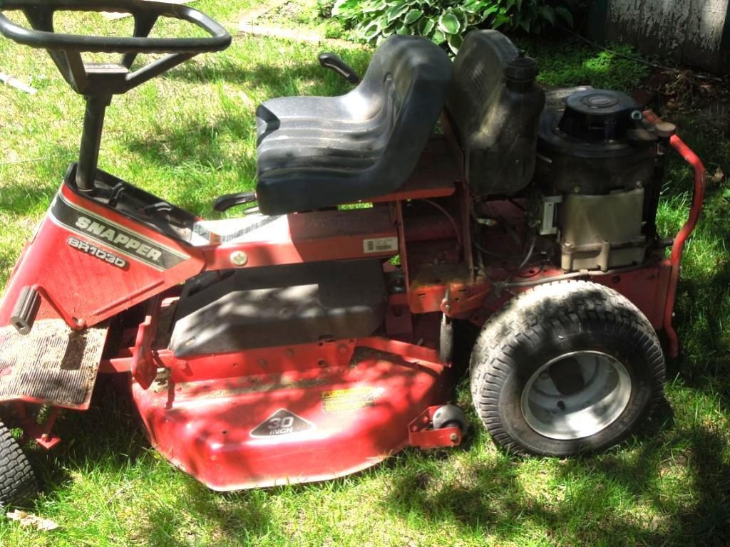 Snapper Riding Lawn Mower With Bagger SR1030 Heavy, 42% OFF