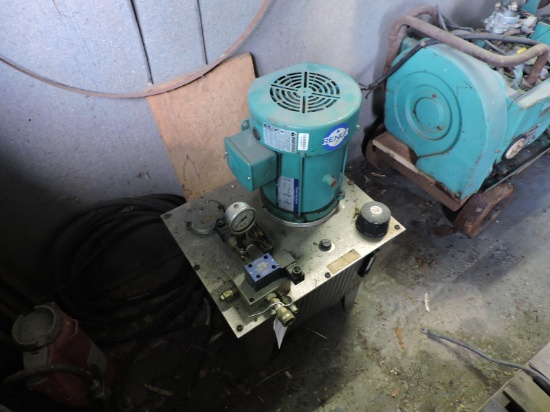 Renum Crown Signature High Efficiency AC 3 Phase Motor 5HP 208-T30-460V ...