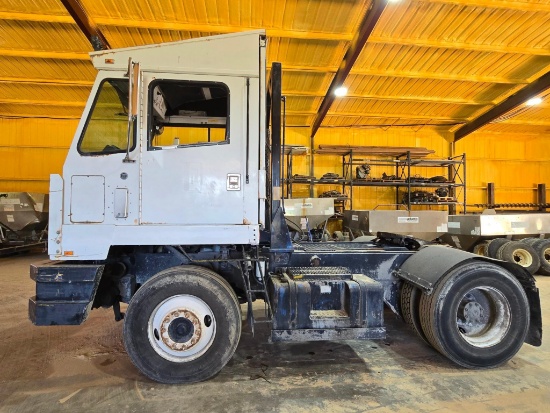 2004 Capacity Yard Spotter Truck - Cummins Diesel, Allison Auto, Low ...