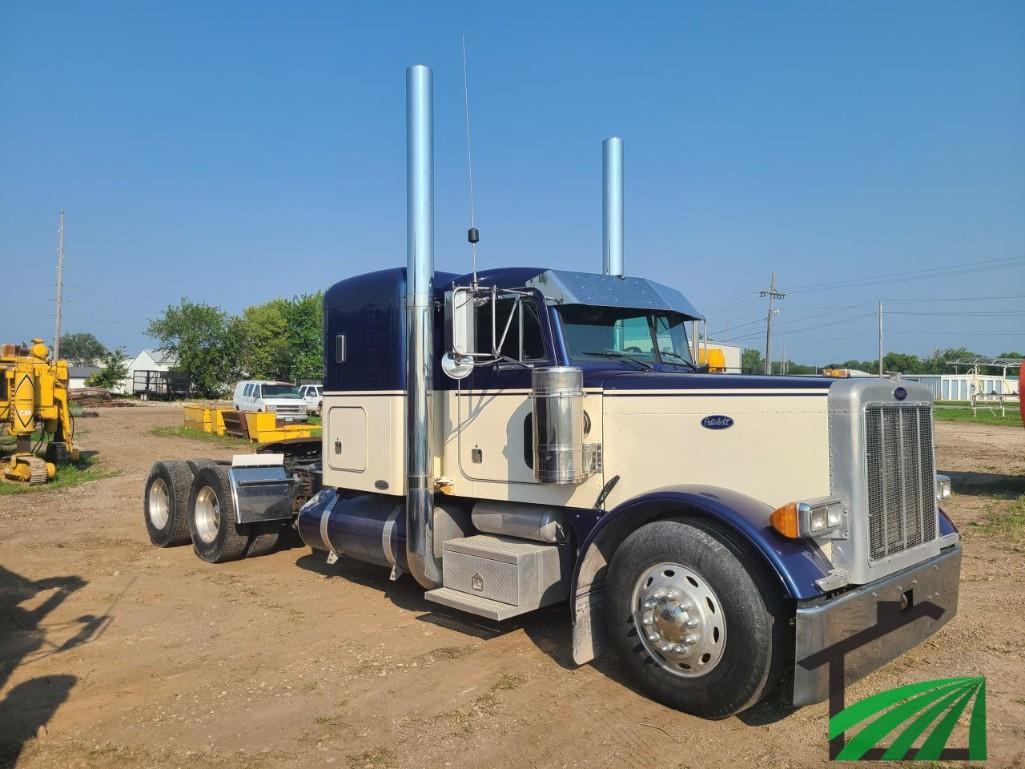 2000 Peterbilt