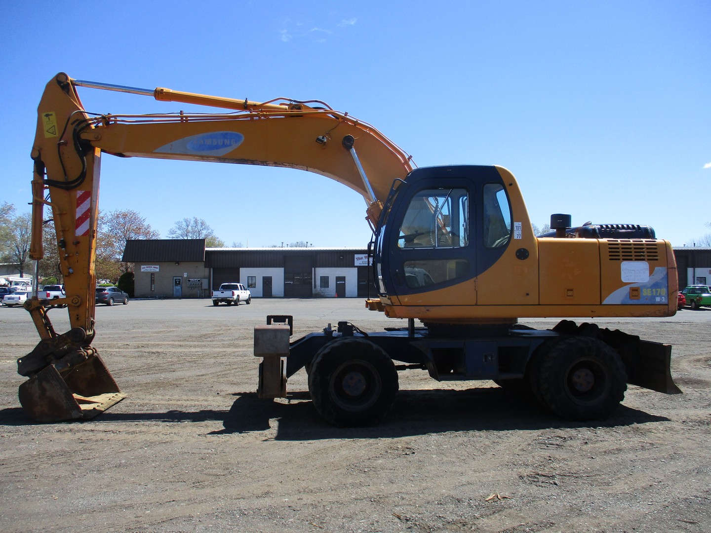 Samsung Wheeled Excavator