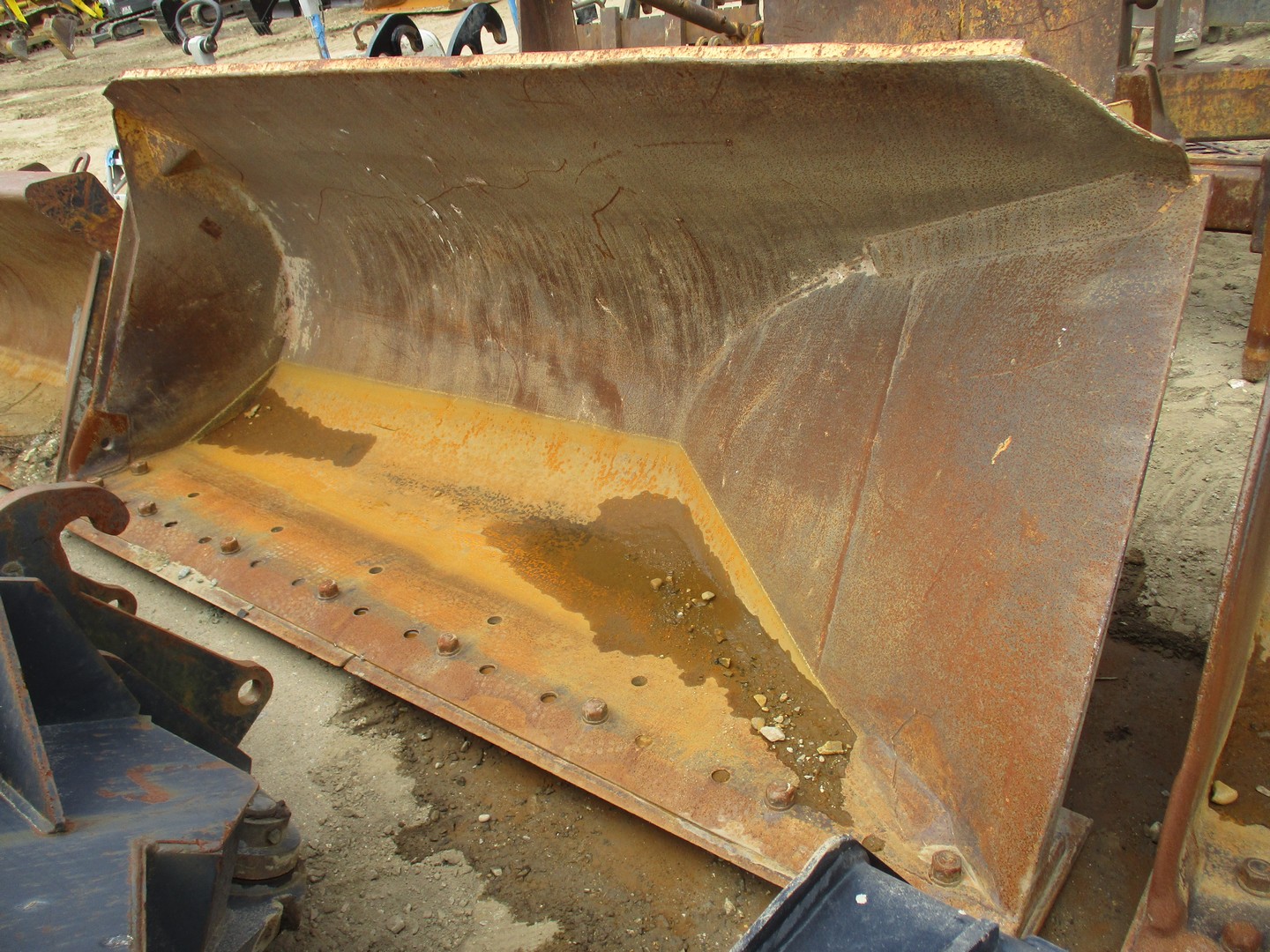 108" Balderson Side Dump Bucket With BOCE | Proxibid