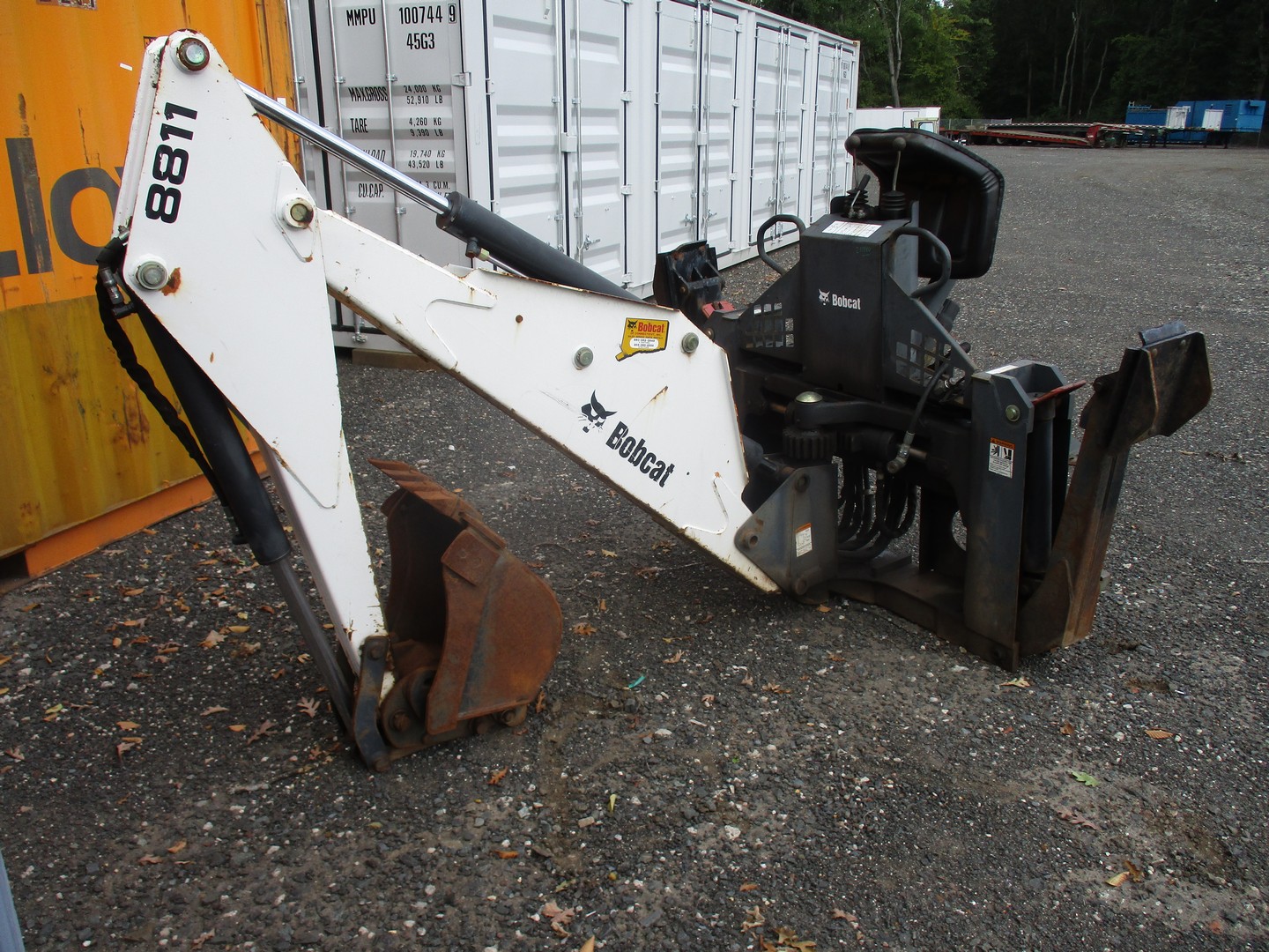 Bobcat 8811 Backhoe Mounting Brackets