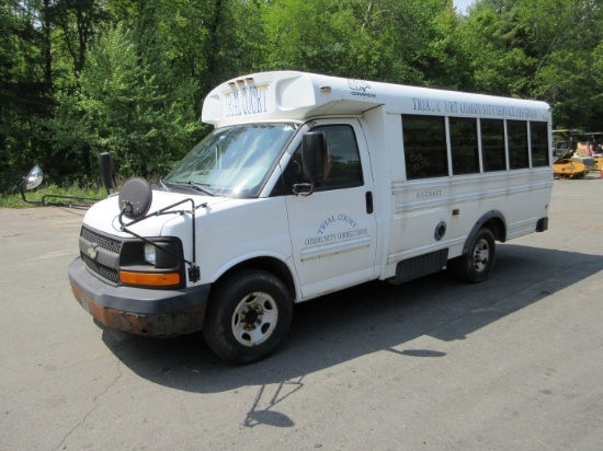 2008 Chevrolet Bus | Cars & Vehicles Buses Shuttle Buses | Online ...