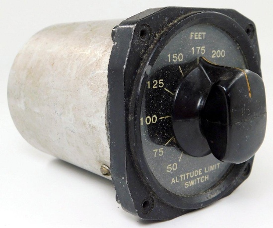 USAAF WWII Army Air Force Altitude Limit Switch Bomber/Transport Gauge ...