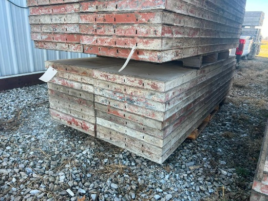 (18) 24" x 8' Steel-Ply Concrete Forms | Heavy Construction Equipment ...