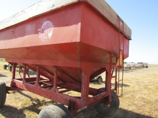 E2 Flow Gravity Box (G) | Farm Equipment & Machinery Farm Wagons ...