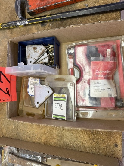 Box w/17 Sickle Sections & Rivet Tool | Online Auctions | Proxibid