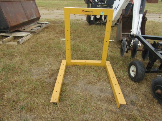 County Line 3pt. Carry All Frame | Online Auctions | Proxibid