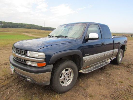 2000 Chevy 1500 Silverado Pickup Z71 off Road | Cars & Vehicles Trucks ...